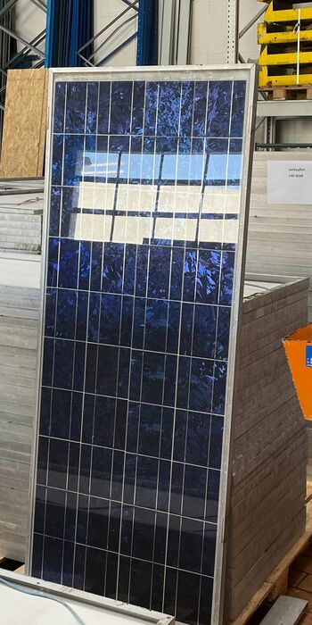 PV-Module - SolarWorld - SW 220 poly - 220Wp - Poly - Secondsol